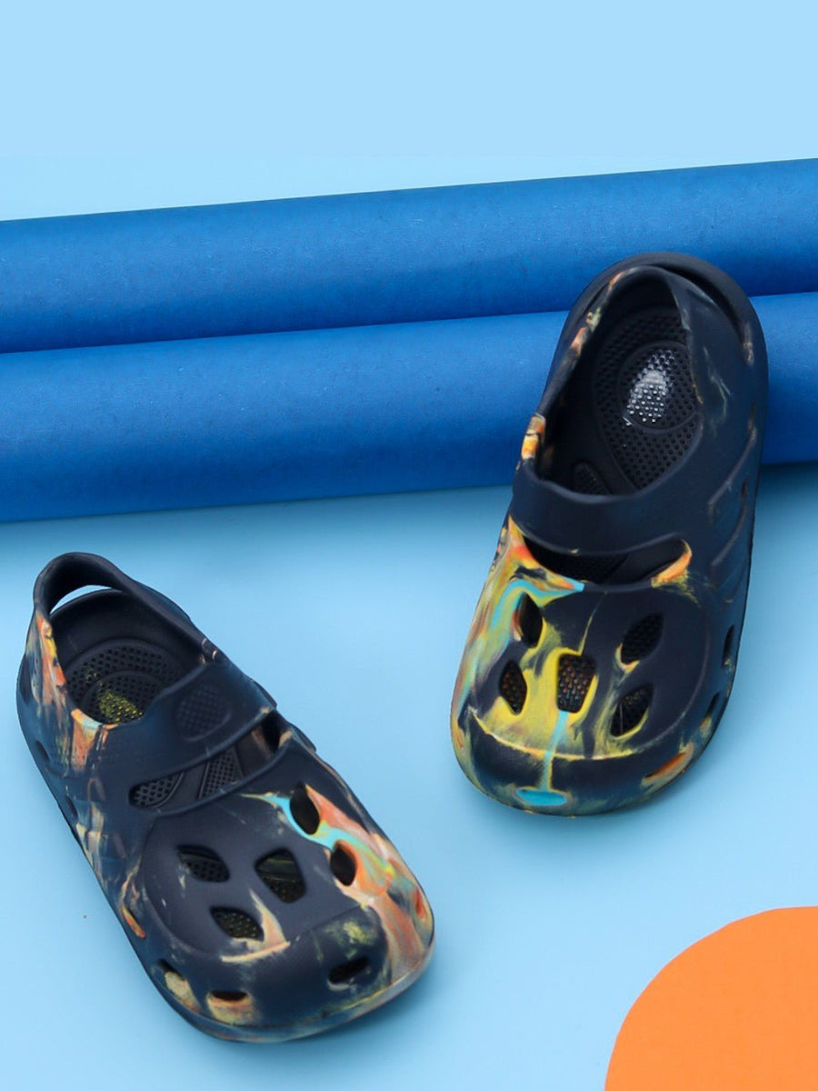 Navy Splash Clogs for Boys – Stylish & Breathable Sandals – Yellow Bee ...